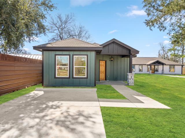 4656 N Teague Street