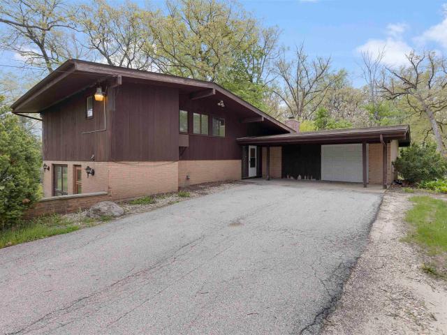4657 Black Oak Trail