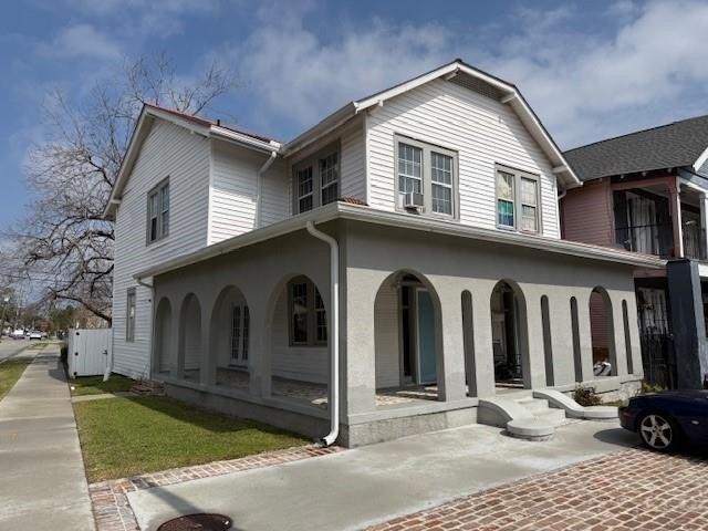 4657 Clara St, New Orleans, LA 70115