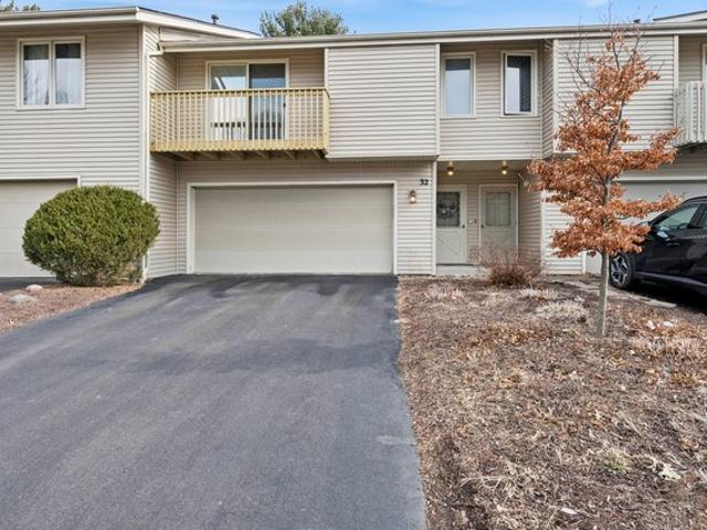 4657 High Point Dr Apt 32, Rockford, IL 61114