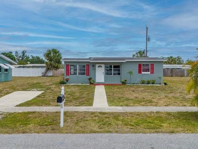 4658 Chicopa St, North Port, FL 34287