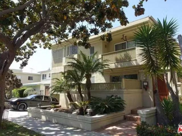 46592509 1524 10th St