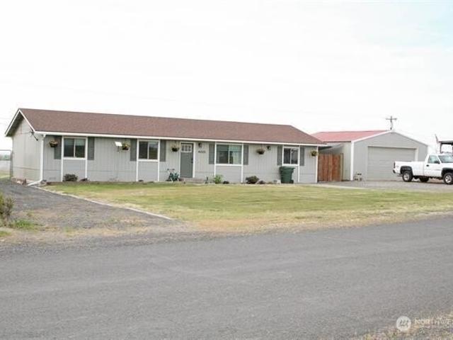 46505 W Paterson Ave, Paterson, WA 99345