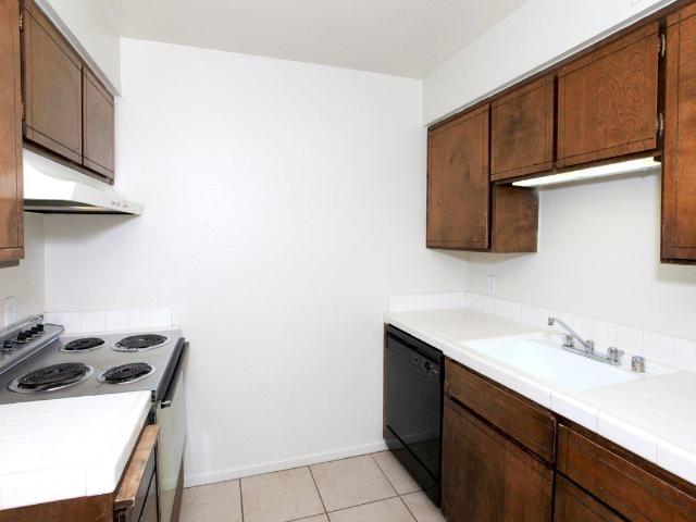 4650 N. First St 1 Bedroom Apartment for Rent at 4650 N 1st St, Fresno, CA 93726