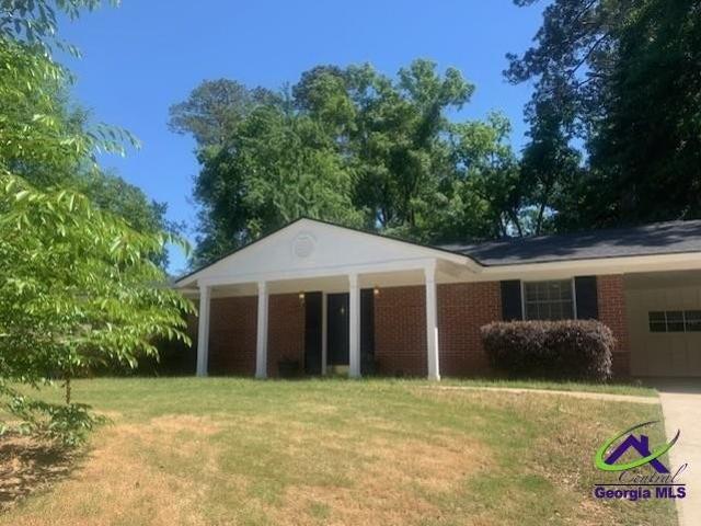 4650 Twin Oak Dr, Macon, GA 31210