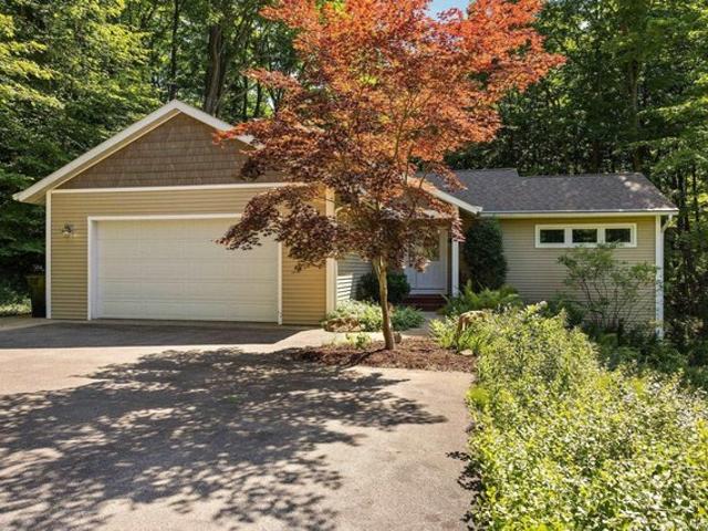 4651 Barnes Rd, Traverse City, MI 49684