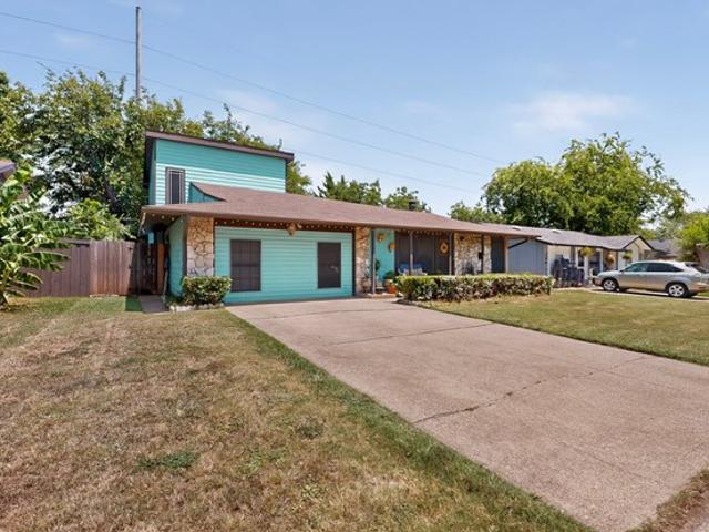 4651 Timber Wood Dr, Dallas, TX 75211