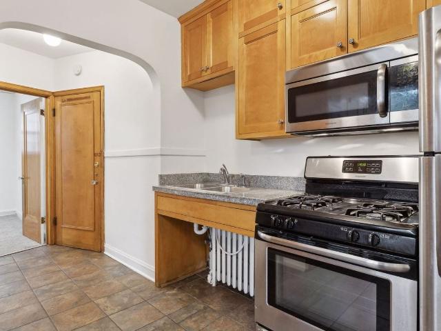 4652 Chicago Ave South 1 Bedroom Apartment for Rent at 4652 Chicago Ave, Minneapolis, MN 55407 Field