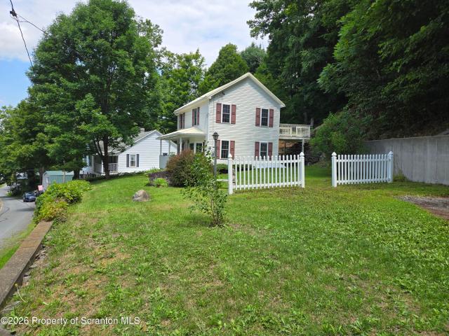 4652 Glenwood Road