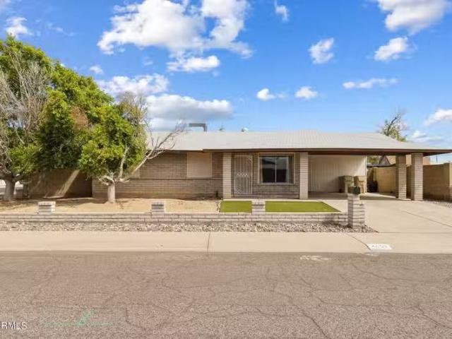 4652 W Mission Ln, Glendale, AZ 85302 MLS 6742720