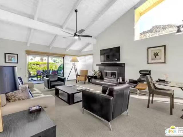 46532 ARAPAHOE, INDIAN WELLS, CA 92210 Condo/Townhome For Sale.