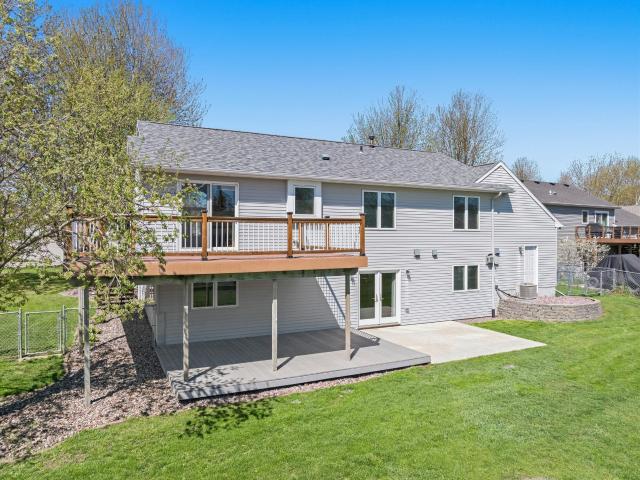 465 8th Street SW