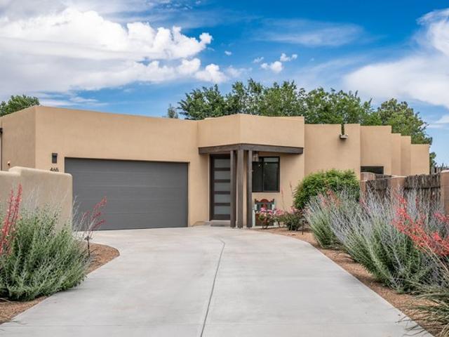 465 Calle Volver, Santa Fe, NM 87505