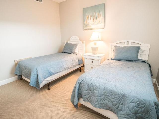 465 Bahia Beach Blvd, Ruskin, FL 33570 | MLS #TB8455