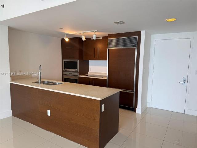 465 Brickell Ave, Unit 3906, Miami, FL 33131 | MLS #A12023