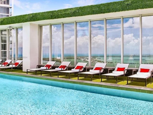 465 Brickell Ave #5704, Miami, FL 33131