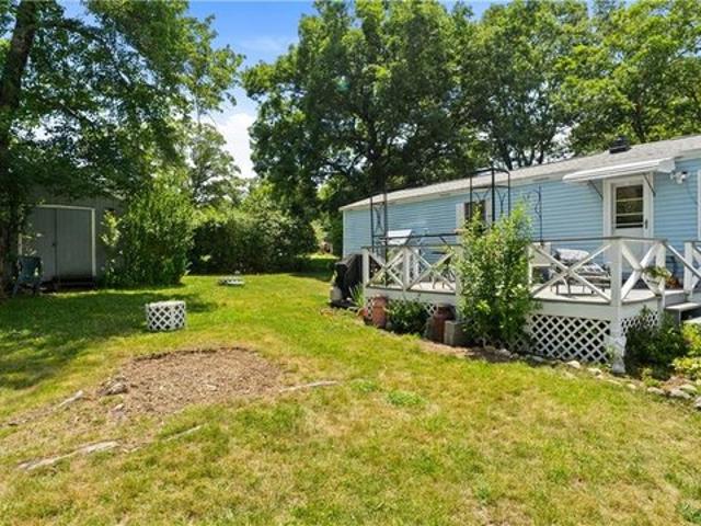 465 Gardiner Rd, Richmond, RI 02892
