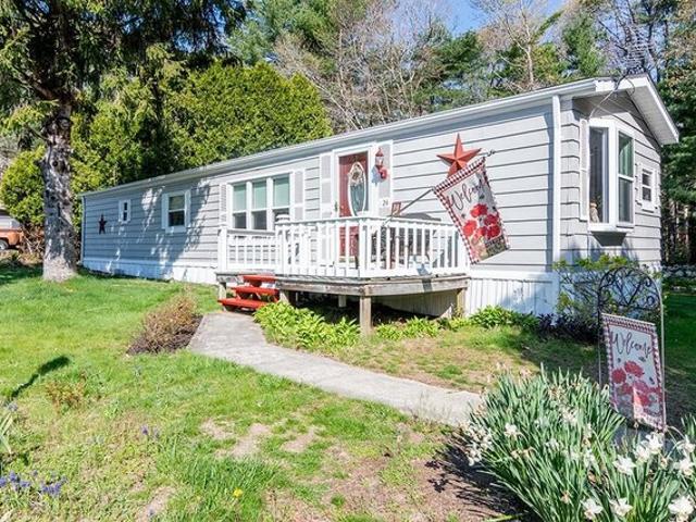465 Gardiner Rd, Richmond, RI 02892