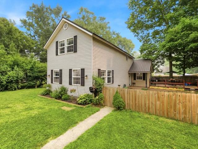 465 Green St, Constantine, MI 49042