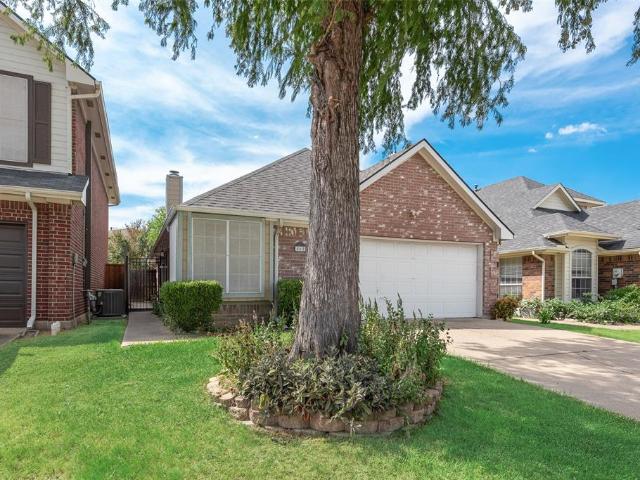 465 El Rio Drive