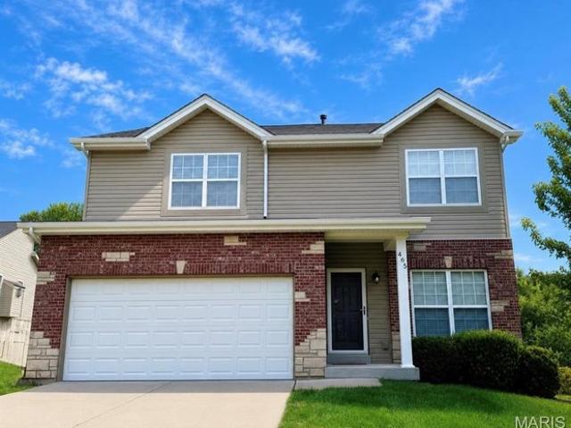 465 Fall River Ln, Saint Charles, MO 63304