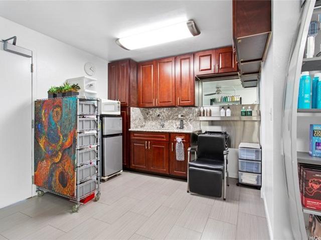 465 Kapahulu Ave Ste 2B, Honolulu, HI 96815