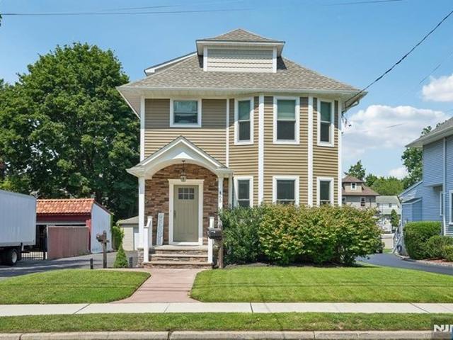 465 Oak Ave, Maywood, NJ 07607