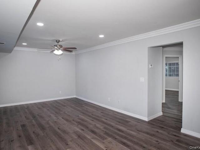 465 Lake Pointe Court 465