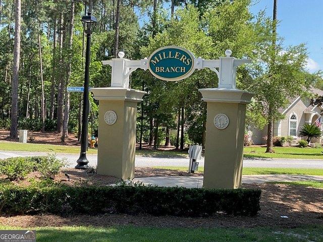 465 Millers Branch Dr, Saint Marys, GA 31558