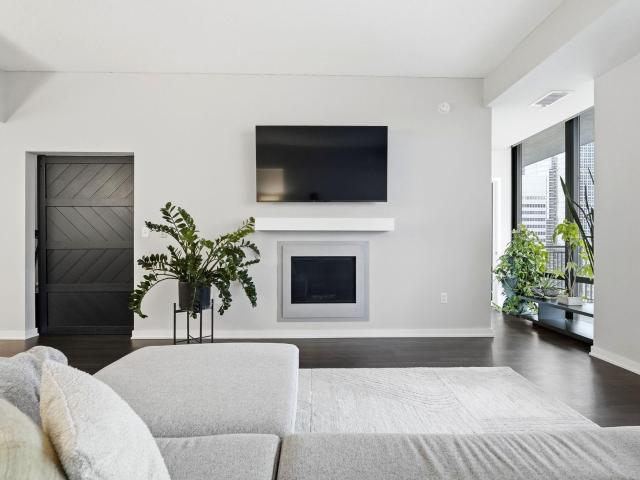 465 Nicollet Mall # 2506