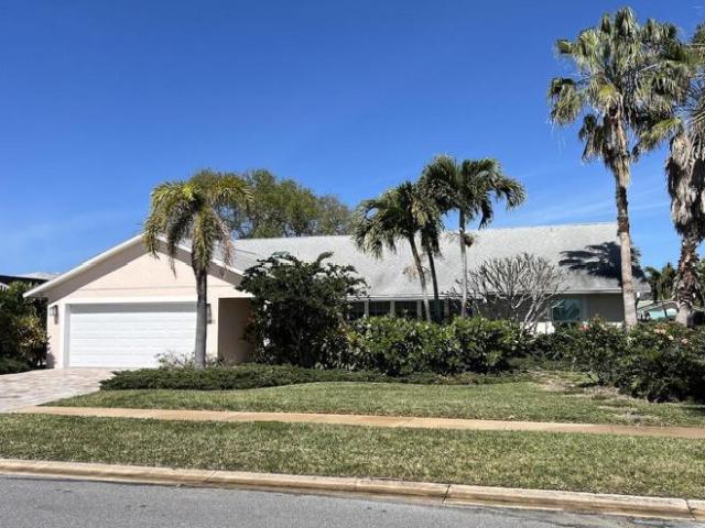 465 St Lucia Ct, Satellite Beach, FL 32937