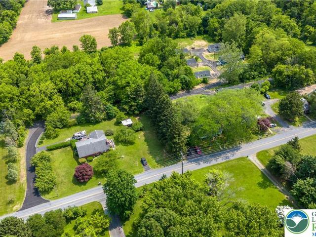 465 Royal Manor