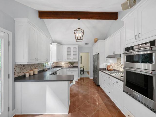 465 Roswell Hills Place