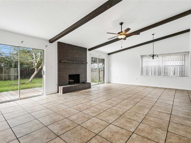 465 Ridgewood Loop
