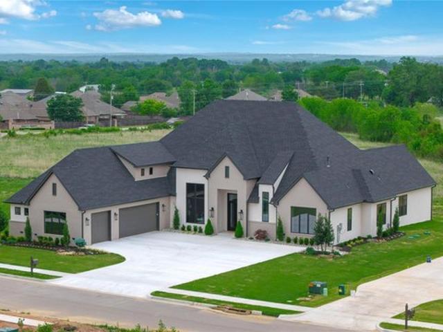 465 W 138th St S, Bixby, OK 74008