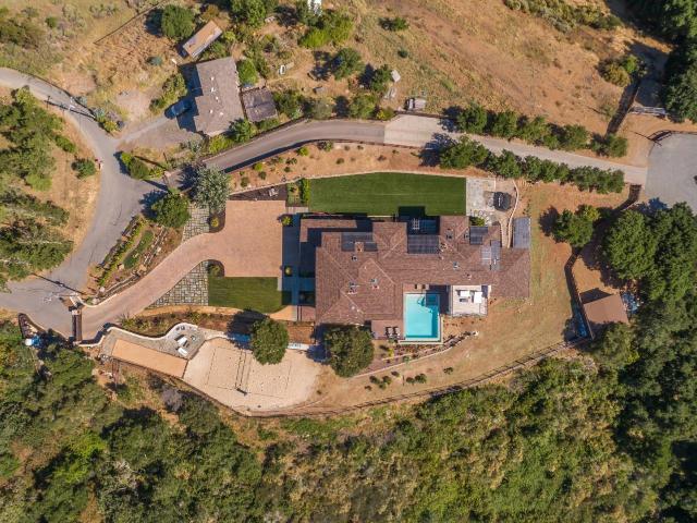 465 W Maple Way