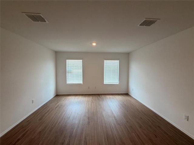 465 Whistlestop Way