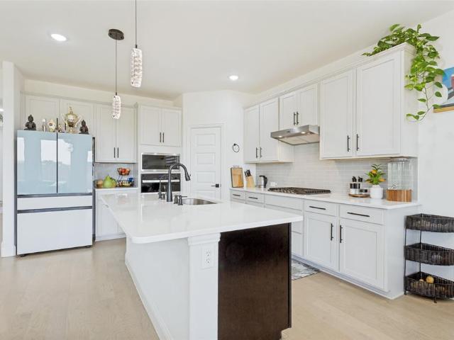 465 Willowmore Drive