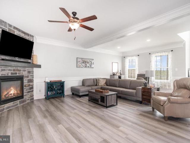 465 Winchester Drive