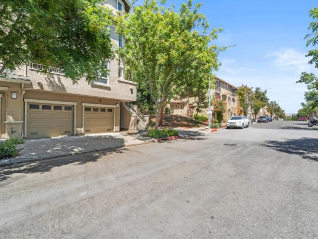 465 Tower Hill Ave, San Jose, CA 95136 | MLS #ML82014
