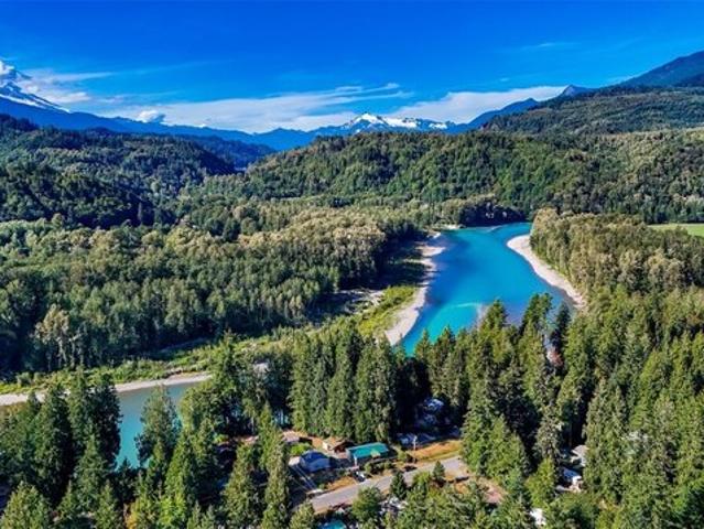 46649 Baker Loop Rd, Concrete, WA 98237