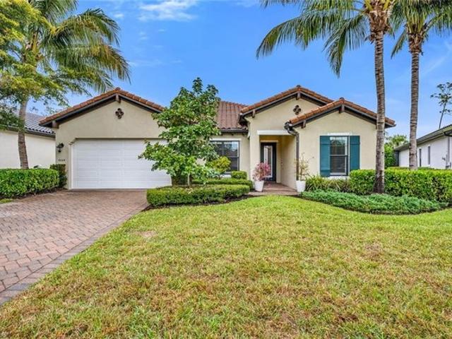 4664 Abaca Cir, Naples, FL 34119