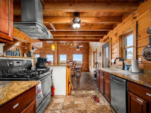 4664 Highway 64 E