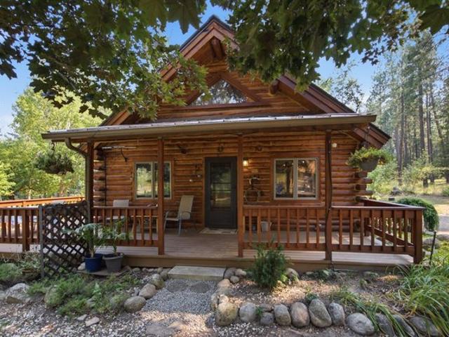 4664 Watt Ln, Stevensville, MT 59870