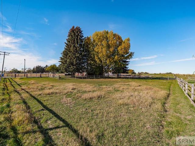 4665 E Bailey Ln, Ammon, ID 83406 | MLS #2180 | Compass