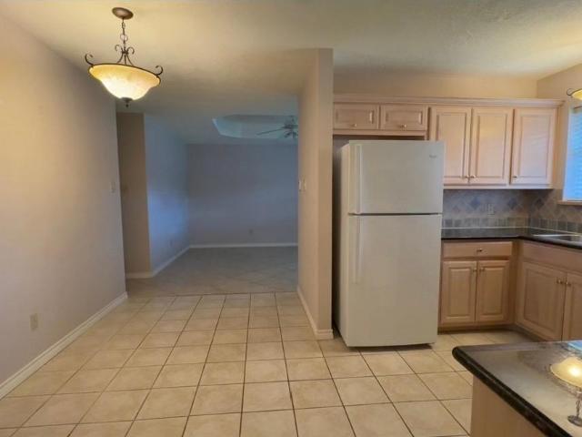 4665 Glen Oaks Circle
