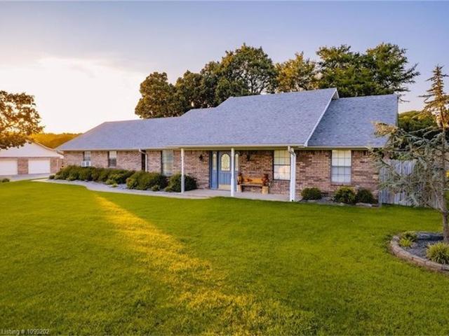 466710 E 1070 Rd, Sallisaw, OK 74955
