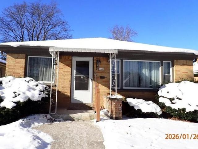 4667 N 67th St, Milwaukee, WI 53218