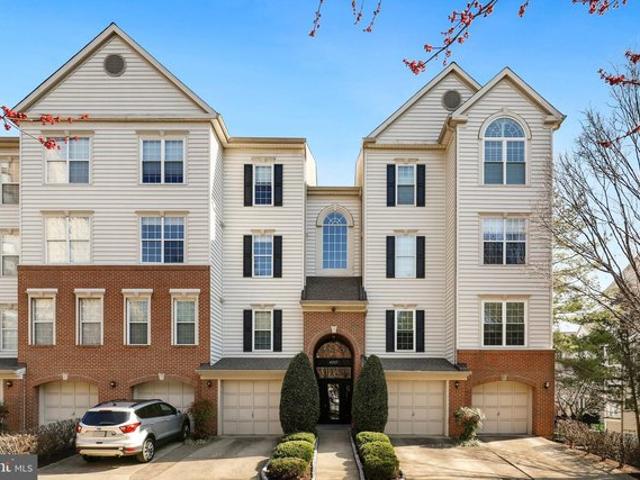 4667 Longstreet Ln Apt 205, Alexandria, VA 22311