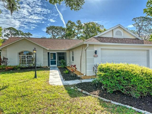 4668 Hamlets Grove Dr, Sarasota, FL 34235 | MLS #A4687 | Compass
